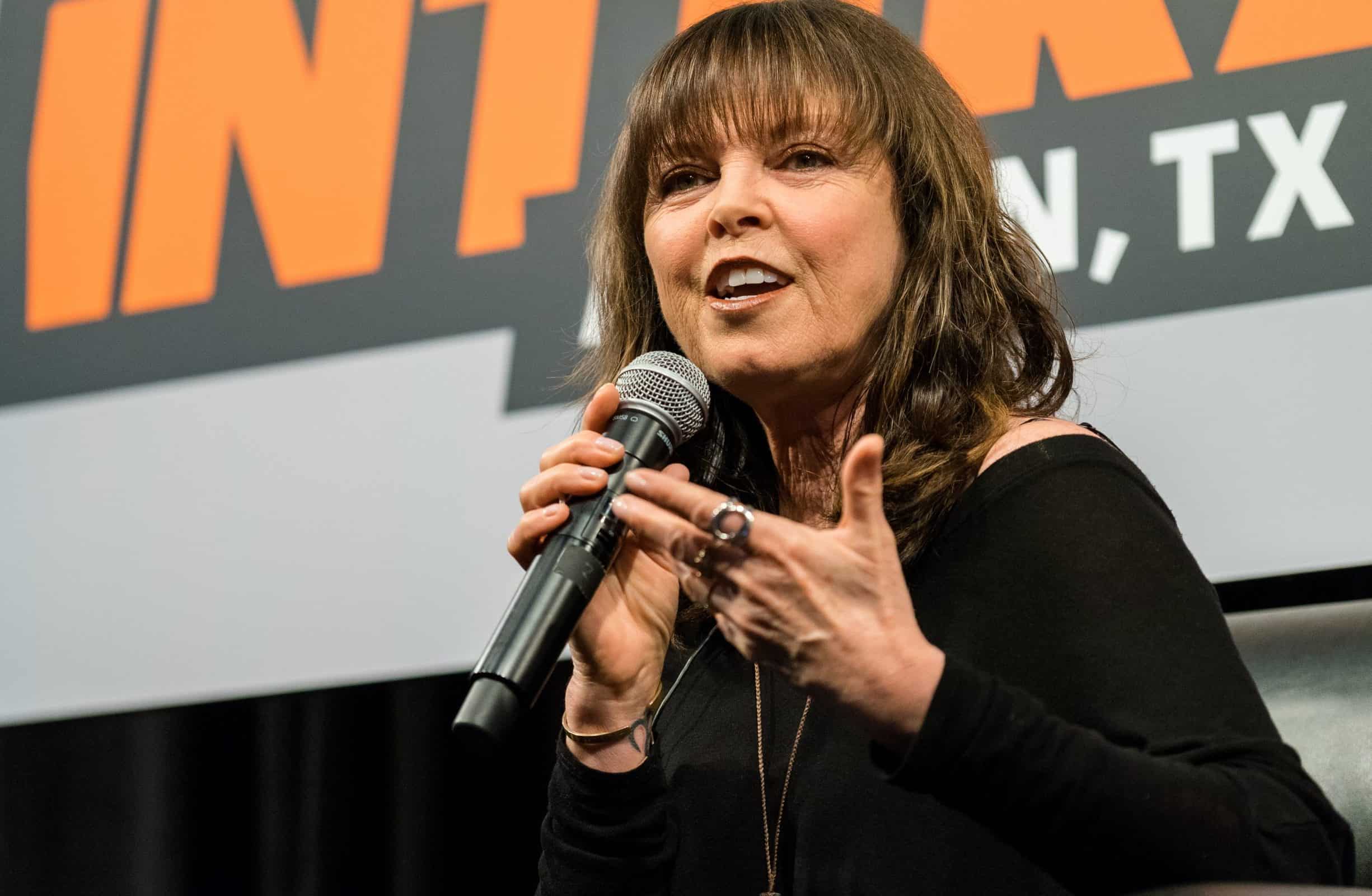 Top 10 Best 80's Female Singer - LedgerNote